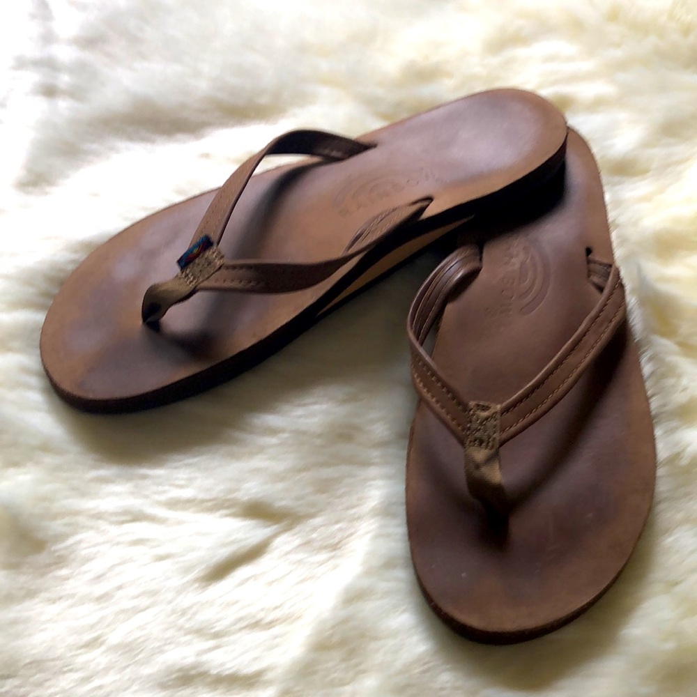 Rainbow Cognac Leather Flip-Flop Sandals - Gem
